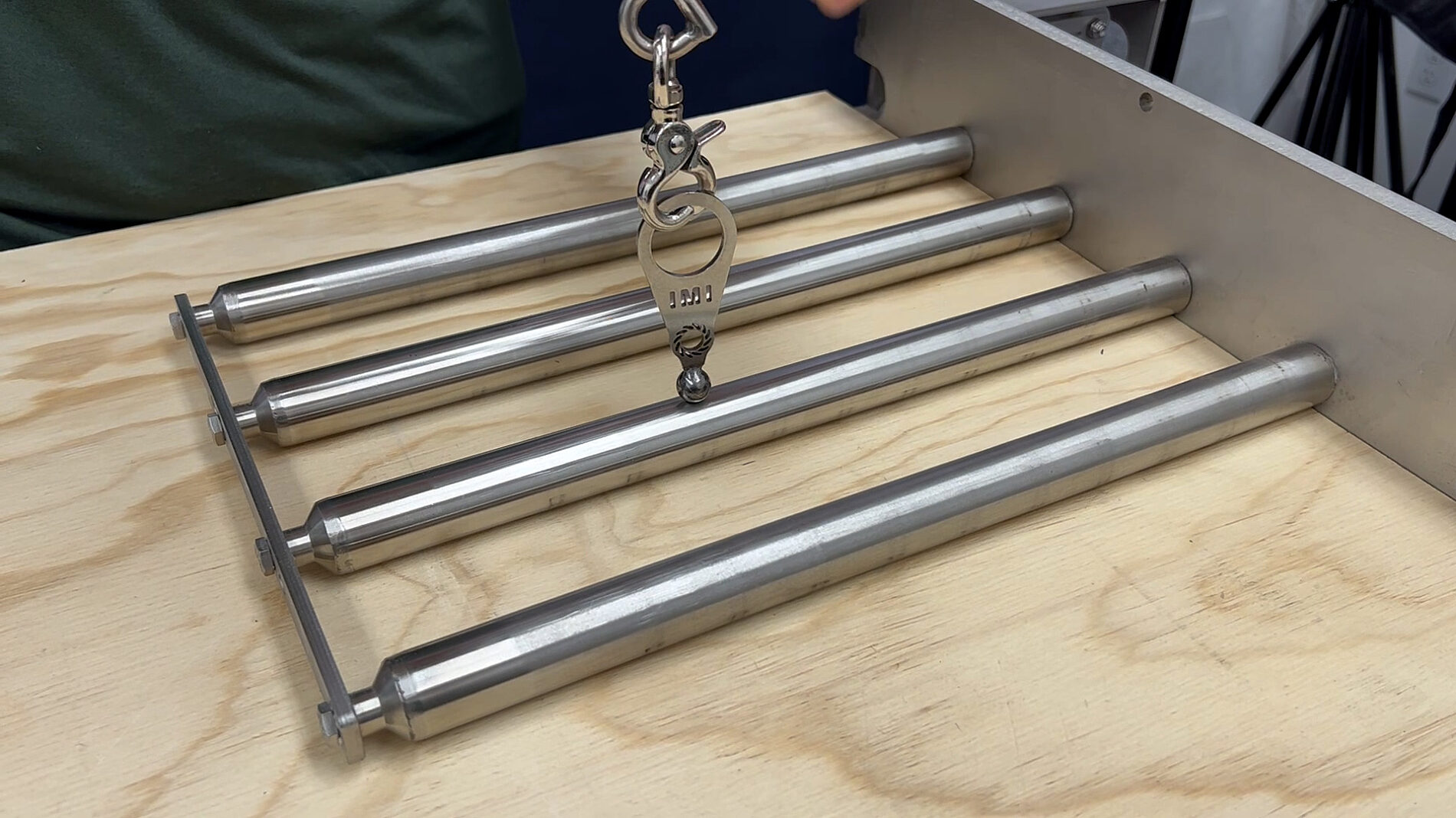 Industrial Magnetics, Inc. | Measuring the Strength of a Magnet: Pull…